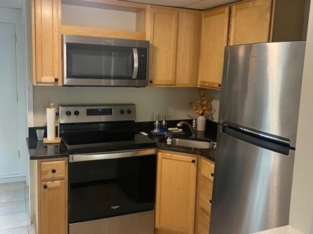1 BR, 1 BA Apartment 6 Winter Ave, Unit 3, Marlborough, MA 01752
