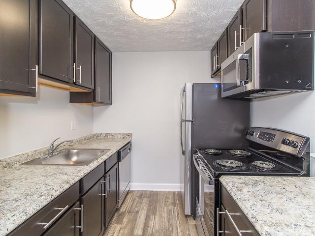 1 BR, 1 BA Apartment 7429 Montgomery Road Unit 7429 111, Cincinnati, OH 45236