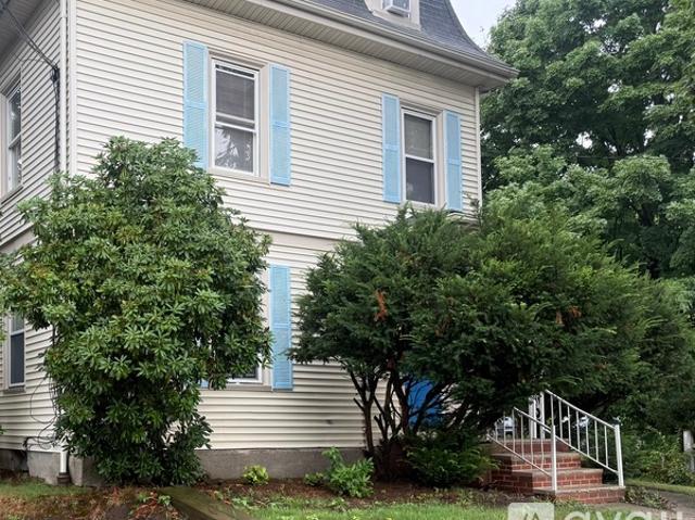 1 BR, 1 BA Apartment 74 Morse Street, Unit 2, Watertown, MA 02472
