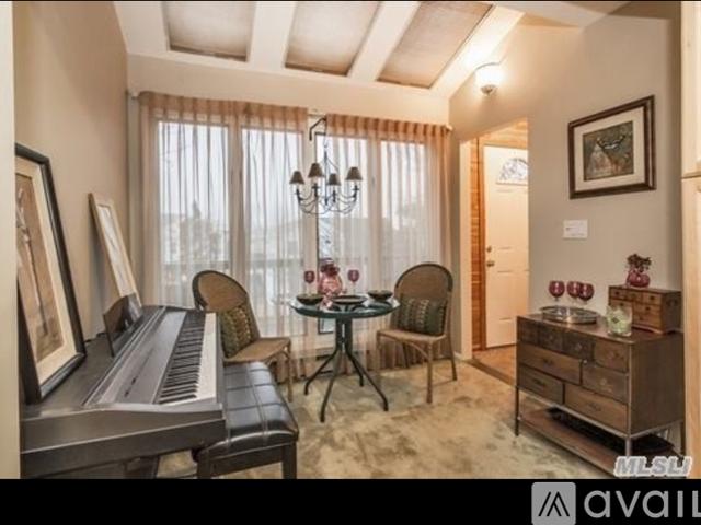 1 BR, 1 BA Apartment 74 Overton Street, Freeport, NY 11520