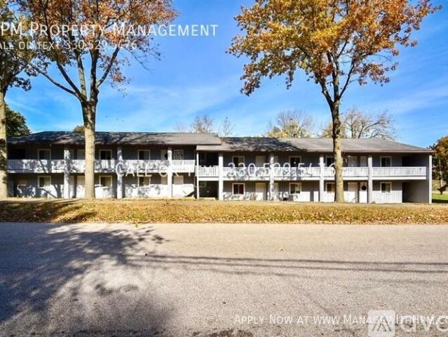 1 BR, 1 BA Apartment 74 1st St SE, Unit 5, Barberton, OH 44203