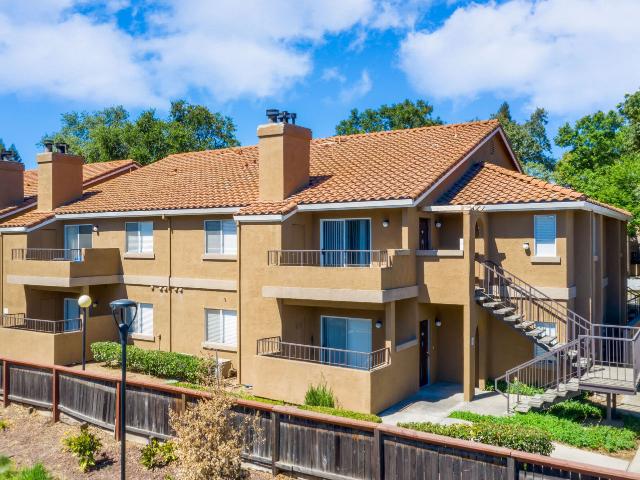 1 BR, 1 BA Apartment 7566 Greenback Lane Unit 204, Citrus Heights, CA 95610