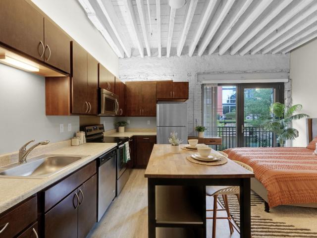 1 BR, 1 BA Apartment 756 N 4th St Unit 409, Minneapolis, MN 55401