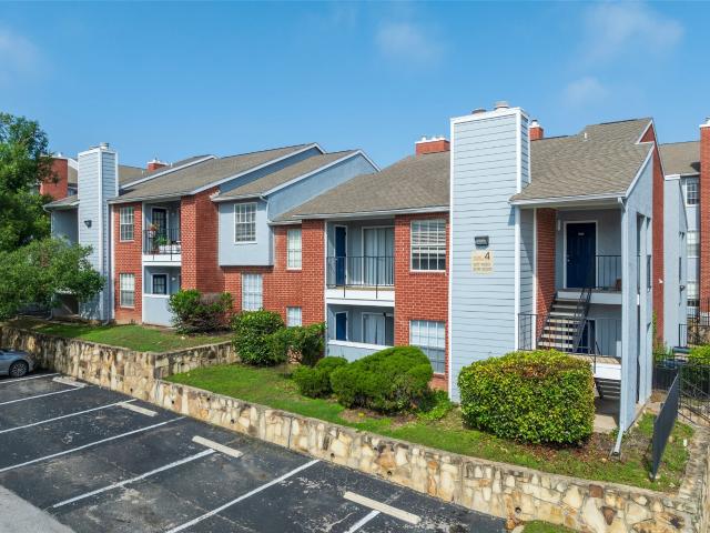 1 BR, 1 BA Apartment 7610 Cameron Road, Austin, TX 78752
