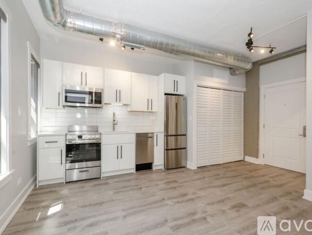 1 BR, 1 BA Apartment 7645 N Sheridan Rd, Unit 309, Chicago, IL 60626