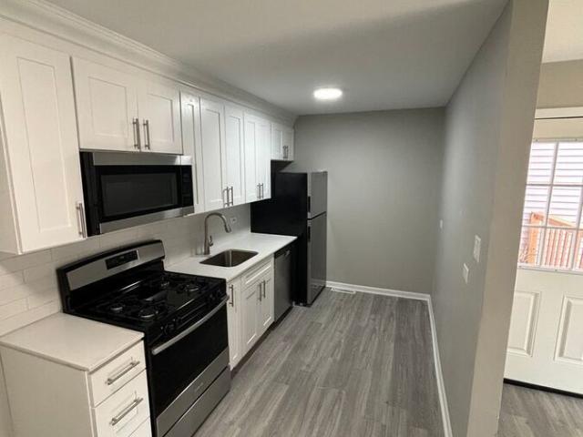 1 BR, 1 BA Apartment 764 Main St Unit, Antioch, IL 60002