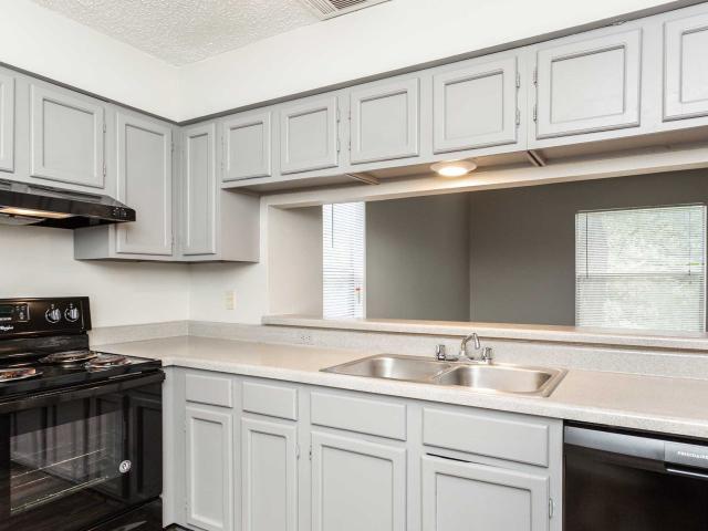 1 BR, 1 BA Apartment 7667 Callaghan Rd Unit 2106, San Antonio, TX 78229