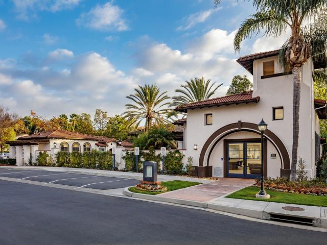 1 BR, 1 BA Apartment 76 Mercantile Way Unit 136, Ladera Ranch, CA 92694