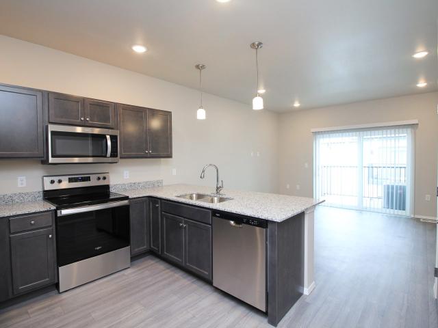 1 BR, 1 BA Apartment 7700 South Brett Avenue Unit 7720 102, Sioux Falls, SD 57108