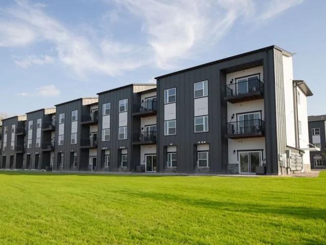 1 BR, 1 BA Apartment 7700 South Brett Avenue Unit 7800 305, Sioux Falls, SD 57108