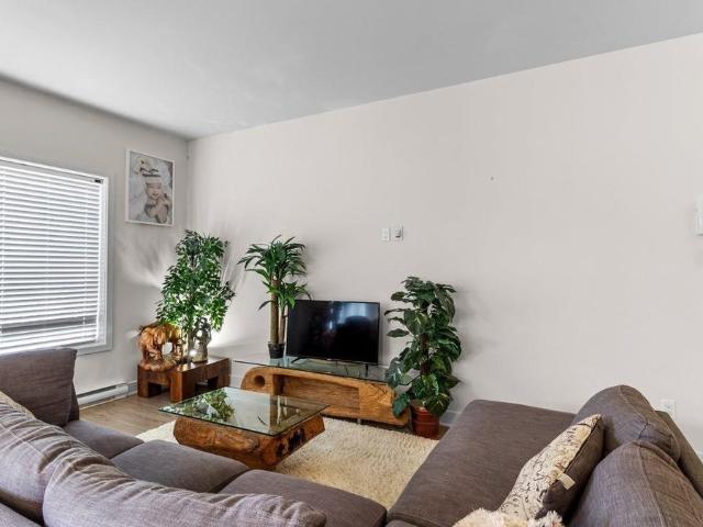1 BR, 1 BA Apartment 7709 Broadway Street, San Antonio, TX 78209