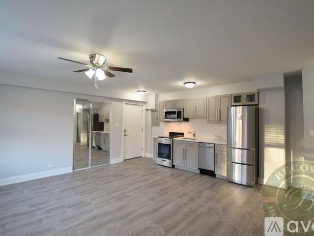 1 BR, 1 BA Apartment 7710 N Sheridan Rd, Unit 307, Chicago, IL 60626