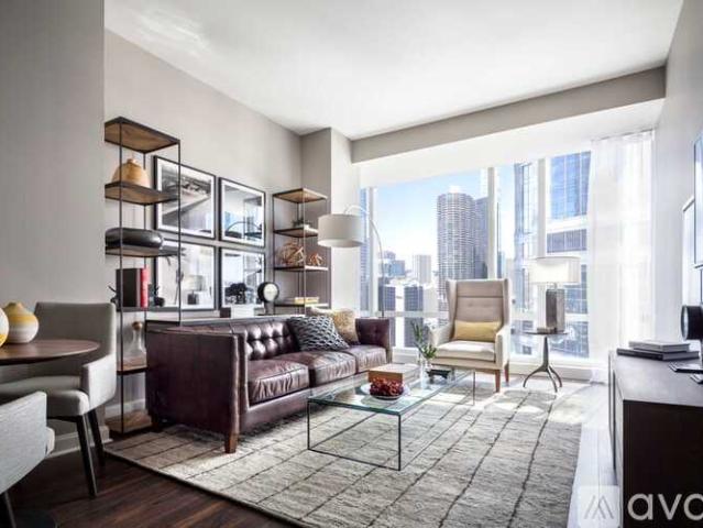 1 BR, 1 BA Apartment 77 W Wacker Dr, Unit 2110, Chicago, IL 60601