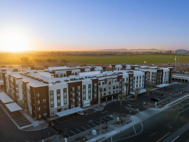 1 BR, 1 BA Apartment 7811 North 99th Avenue Unit 123, Glendale, AZ 85305