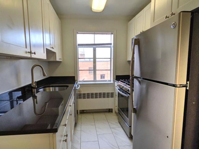 1 BR, 1 BA Apartment 78 St Paul St, Unit 5, Brookline, MA 02446