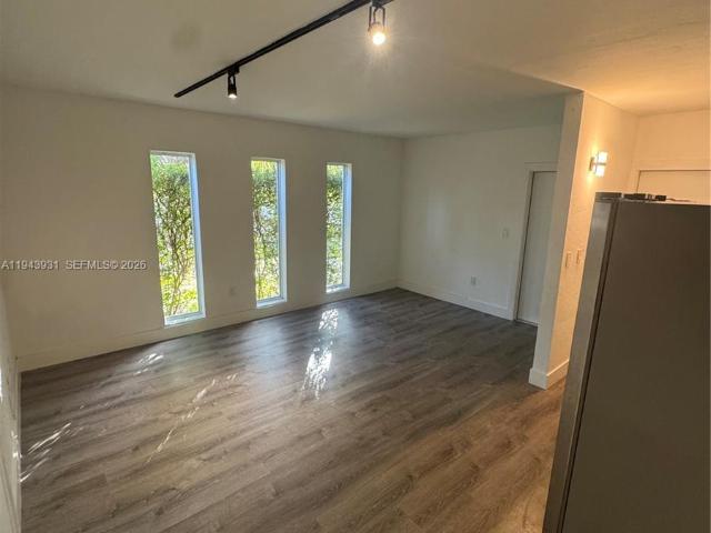 1 BR, 1 BA Apartment 7901 Southwest 64th Avenue, South Miami, FL 33143