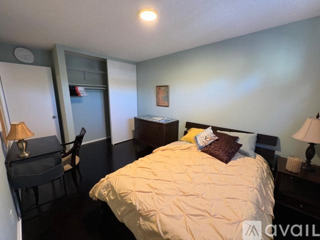 1 BR, 1 BA Apartment 7924 212 Th Street Southwest, Unit Room B in Unit 307, Edmonds, WA 98026