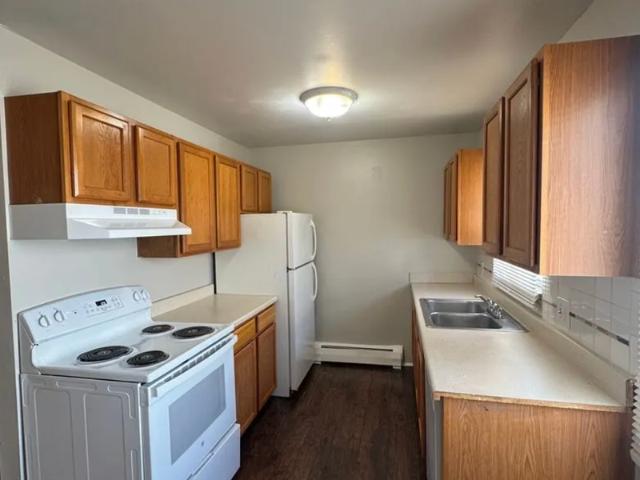 1 BR, 1 BA Apartment 7930 West 10th Avenue, Lakewood, CO 80214