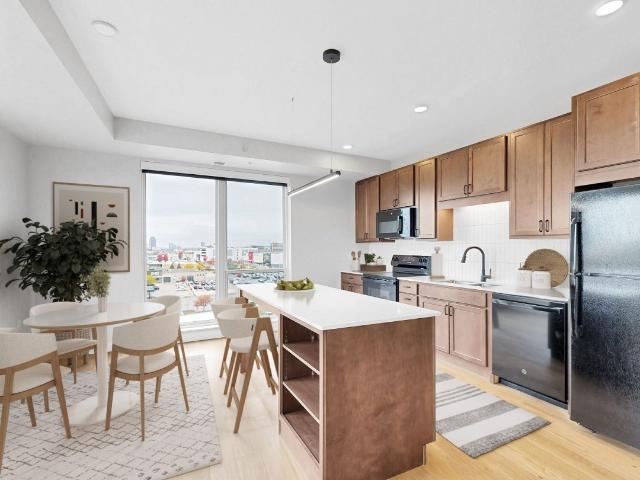 1 BR, 1 BA Apartment 700 American Blvd W Unit 215, Minneapolis, MN 55420