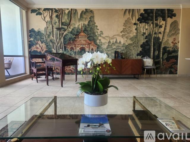 1 BR, 1 BA Apartment 700 Biltmore Way, Unit 802, Coral Gables, FL 33134