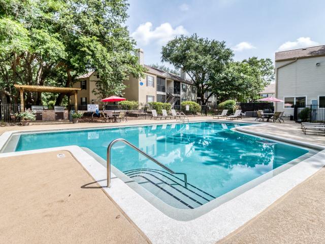 1 BR, 1 BA Apartment 700 College Boulevard Unit B202, Pensacola, FL 32504