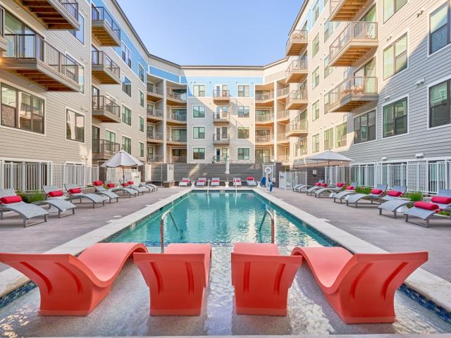 1 BR, 1 BA Apartment 700 Henley Street Unit 854, Knoxville, TN 37902