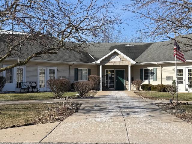 1 BR, 1 BA Apartment 700 N Douglas Ave, Three Rivers, MI 49093