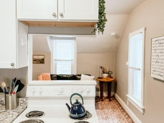 1 BR, 1 BA Apartment 701 Maple St, Unit 3, Manistee, MI 49660