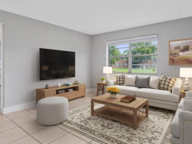 1 BR, 1 BA Apartment 701 S Ivey Ln, Orlando, FL 32811