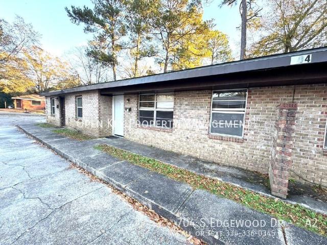 1 BR, 1 BA Apartment 704 S Edgewood Dr, Dothan, AL 36301