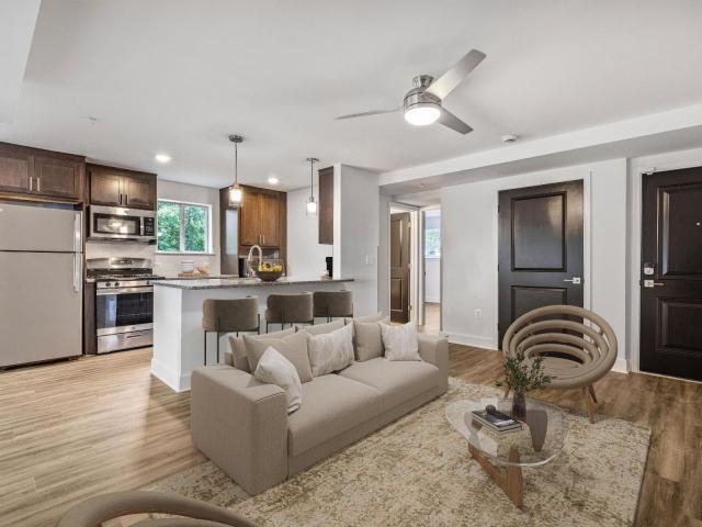 1 BR, 1 BA Apartment 7106 Rolling Bend Rd Unit 000A, Windsor Mill, MD 21244
