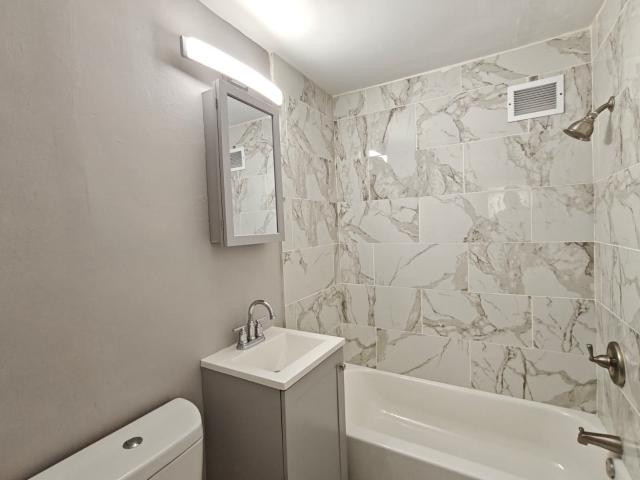 1 BR, 1 BA Apartment 7108 Oxford Ave, Philadelphia, PA 19111