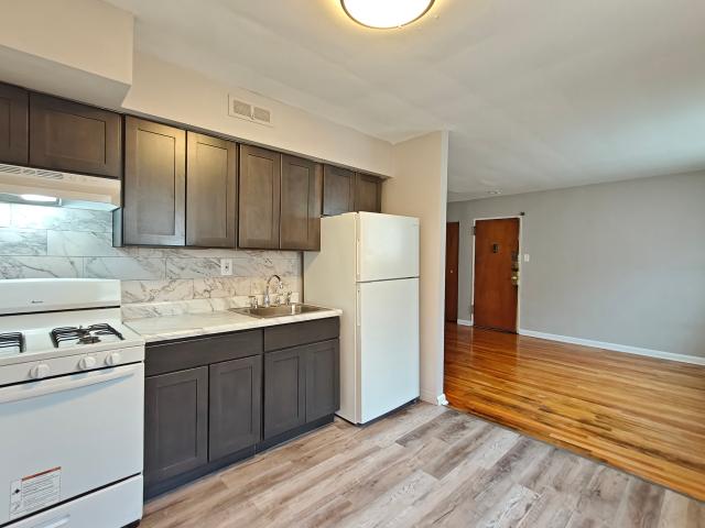 1 BR, 1 BA Apartment 7108 Oxford Ave, Philadelphia, PA 19111