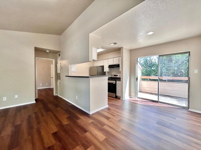 1 BR, 1 BA Apartment 7111 E. Hwy 290, Austin, TX 78749