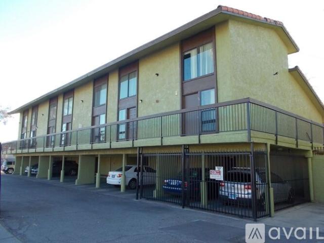 1 BR, 1 BA Apartment 711 East Twain Avenue, Unit Twain Chalets, Las Vegas, NV 89169
