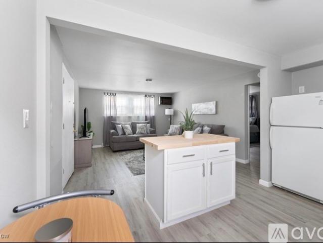 1 BR, 1 BA Apartment 7123 Glendale Avenue, Unit 4, Youngstown, OH 44512