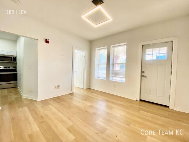 1 BR, 1 BA Apartment 712 Linwood Blvd, Kansas City, MO 64109
