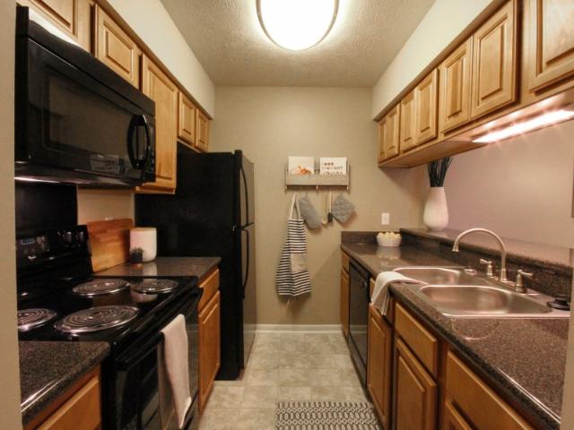 1 BR, 1 BA Apartment 7135 Thatcher Drive Unit 000F, Indianapolis, IN 46256