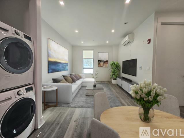1 BR, 1 BA Apartment 715 Park Ave, Unit 1C, East Orange, NJ 07017