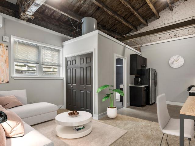 1 BR, 1 BA Apartment 715 S 3rd Street Unit 205, Philadelphia, PA 19147