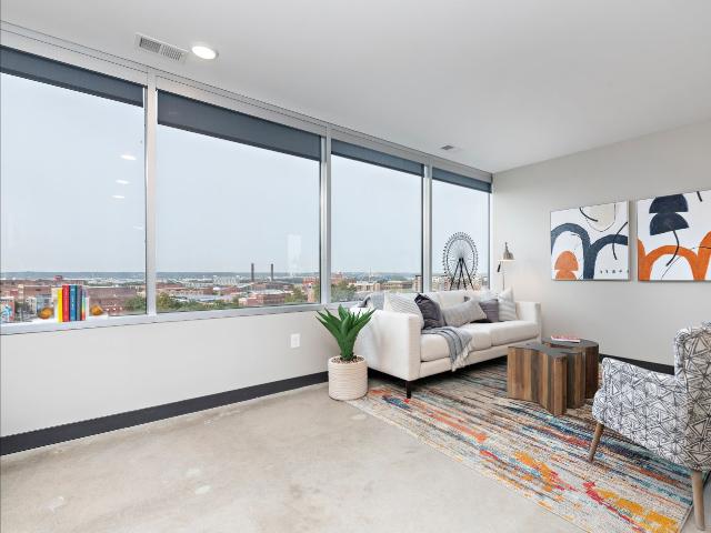 1 BR, 1 BA Apartment 720 Main Street Unit 705, Kansas City, MO 64105