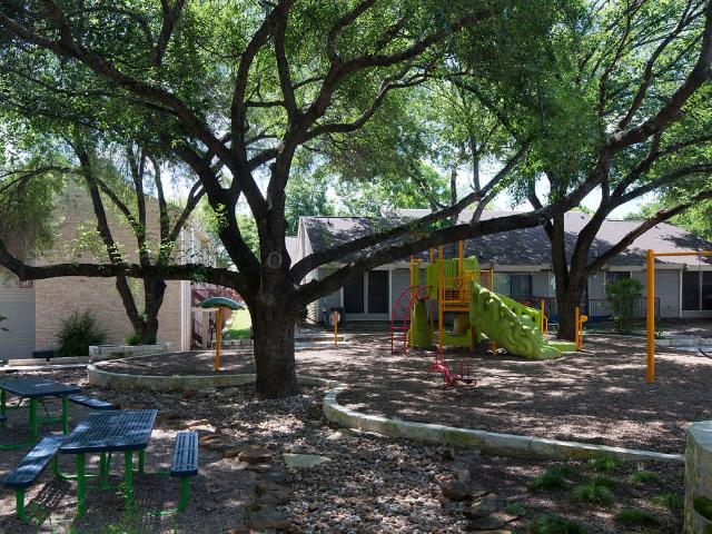 1 BR, 1 BA Apartment 7224 Northeast Dr Unit 2 114, Austin, TX 78723