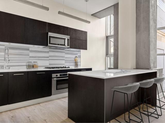 1 BR, 1 BA Apartment 727 West 7th Street Unit 0516, Los Angeles, CA 90017