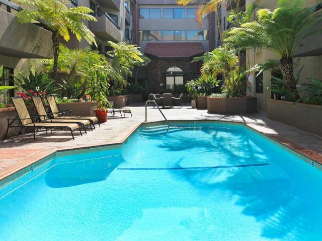 1 BR, 1 BA Apartment 7270 Franklin Ave Unit 102, Los Angeles, CA 90046