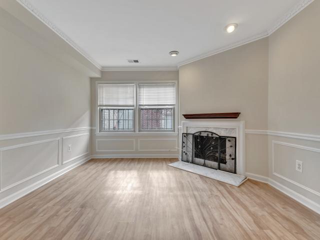 1 BR, 1 BA Apartment 730 7th St SE Apt 13, Washington, DC 20003