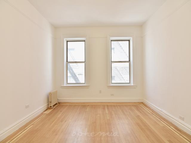 1 BR, 1 BA Apartment 730 West 183rd St, Manhattan, NY 10033