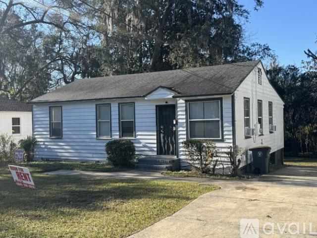 1 BR, 1 BA Apartment 7312 N Shore Dr Room Rental, Jacksonville, FL 32208