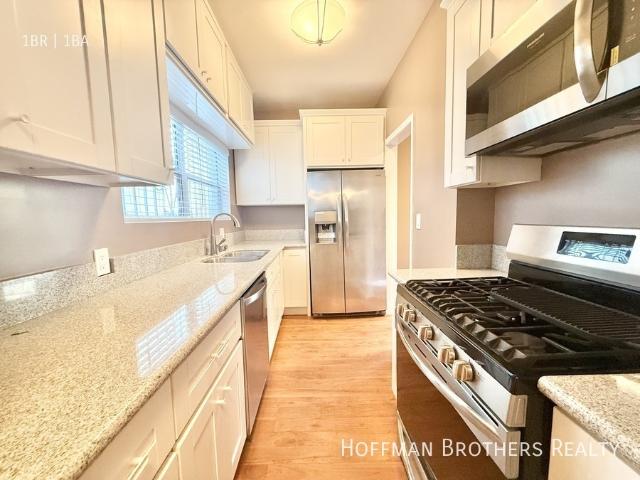 1 BR, 1 BA Apartment 732 W 73rd, Los Angeles, CA 90044