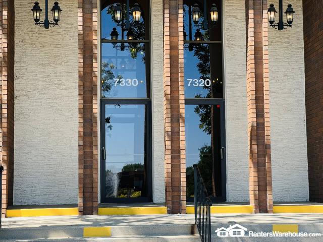 1 BR, 1 BA Apartment 7330 York Ave S, Edina, MN 55435