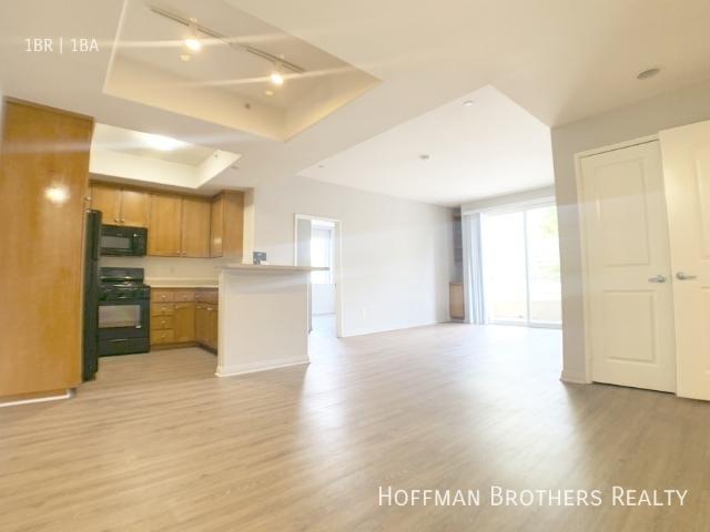 1 BR, 1 BA Apartment 7393 Manchester Ave, Los Angeles, CA 90045